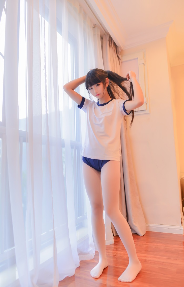 网红Coser@雪琪 – 蓝白体操服 [17P/172MB] - 图火火